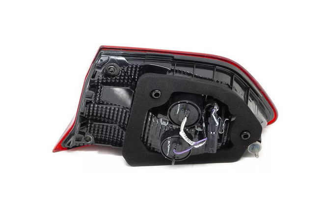 Lanterna Traseira Esquerda - Onix Sedan 2021 a 2024 - Lanterna Traseira ...